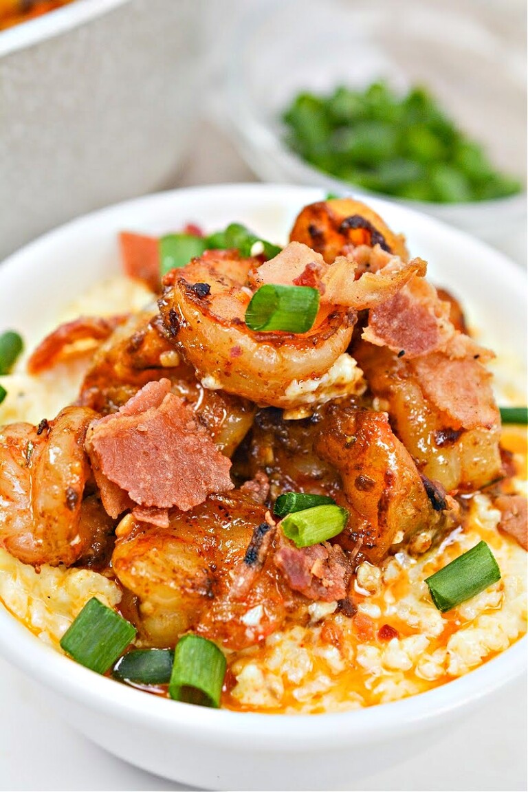 Cheesy Keto Southern Style Shrimp and Grits