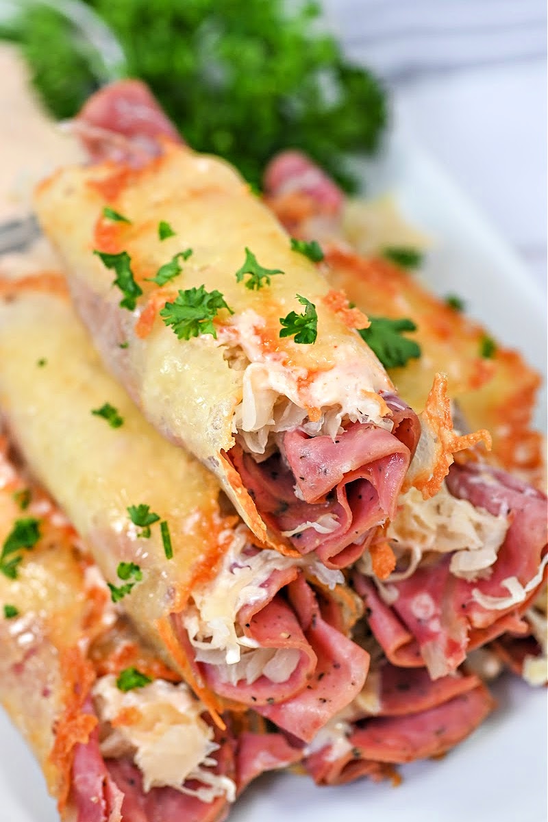 Keto Reuben Roll-Ups - 2 Net Carbs Per Serving