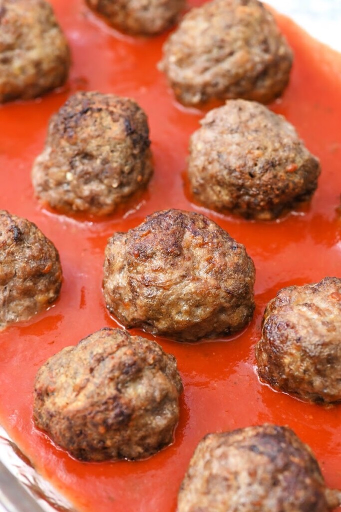 Keto Meatball Eyeballs - Easy Halloween Recipe